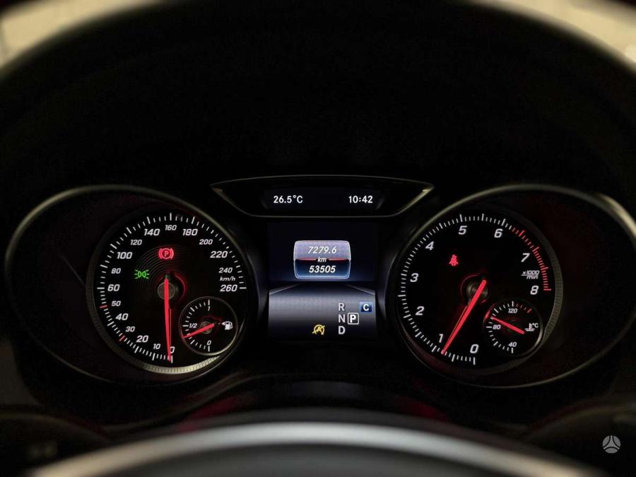 Black Mercedes-Benz GLA 200 2019 in Vilnius, with an engine capacity of 1.60 L and mileage of 54 thousand km for 16999 €, photo 20 on AUTOMOTO.COM.LV