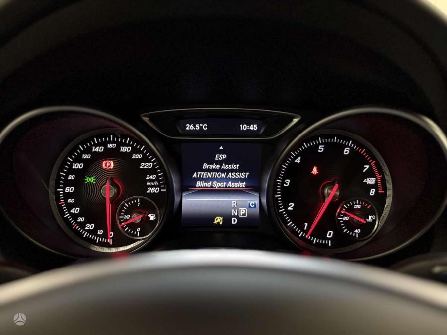 Black Mercedes-Benz GLA 200 2019 in Vilnius, with an engine capacity of 1.60 L and mileage of 54 thousand km for 16999 €, photo 22 on AUTOMOTO.COM.LV