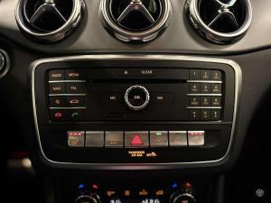 Black Mercedes-Benz GLA 200 2019 in Vilnius, with an engine capacity of 1.60 L and mileage of 54 thousand km for 16999 €, photo 25 on AUTOMOTO.COM.LV