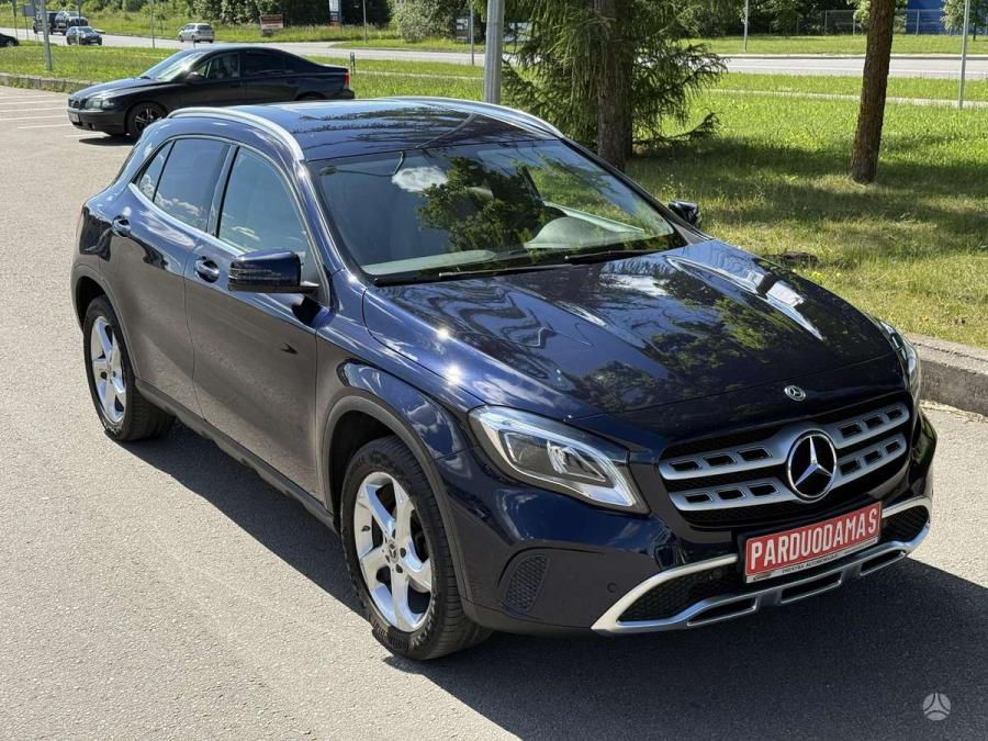 Синий Мерседес ГЛA 200 2017 в Паневежис, объемом двигателя 2.14 л и пробегом 229 тыс. км за 12850 €, фото 12 на AUTOMOTO.COM.LV