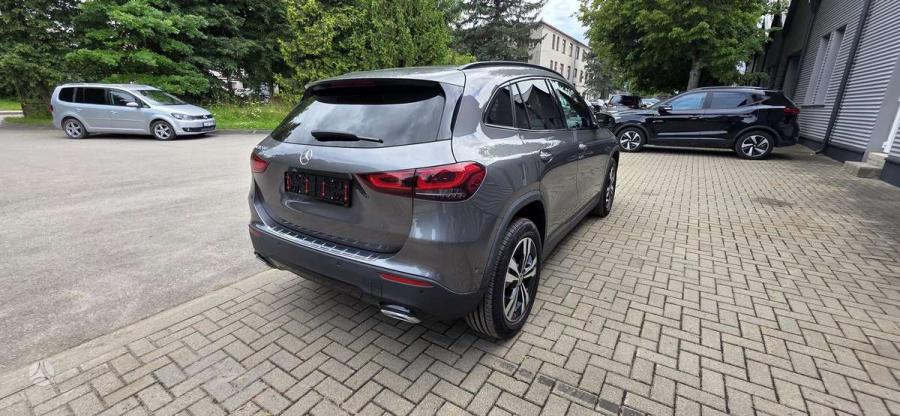 Brūns Mercedes-Benz GLA 200 2020 Telšiai, ar dzinēja tilpumu 1.33 L un nobraukumu 24 tūkst. km par 25550 €, foto 5 vietnē AUTOMOTO.COM.LV