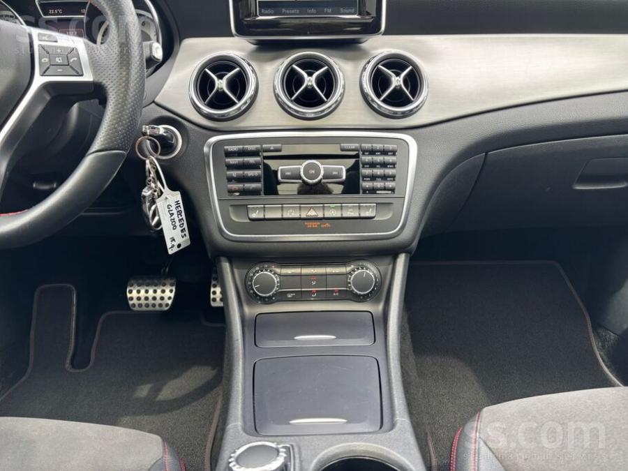 Mercedes-Benz GLA 200 2015 Rīga, ar dzinēja tilpumu 1.60 L un nobraukumu 141 tūkst. km par 15520 €, foto 12 vietnē AUTOMOTO.COM.LV