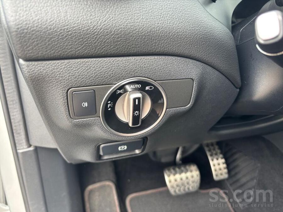 Mercedes-Benz GLA 200 2015 Rīga, ar dzinēja tilpumu 1.60 L un nobraukumu 141 tūkst. km par 15520 €, foto 22 vietnē AUTOMOTO.COM.LV
