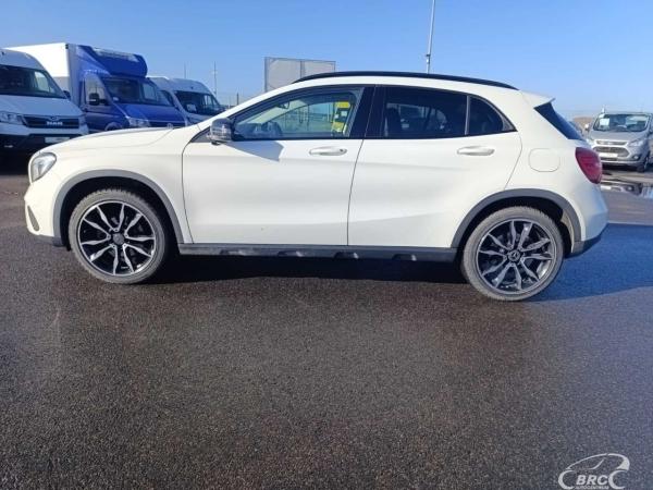 Mercedes-Benz GLA 200 2017 in Vilnius, with an engine capacity of 2.14 L and mileage of 224 thousand km for 10900 €, photo 3 on AUTOMOTO.COM.LV
