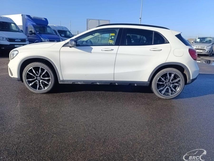 Mercedes-Benz GLA 200 2017 in Vilnius, with an engine capacity of 2.14 L and mileage of 224 thousand km for 10900 €, photo 3 on AUTOMOTO.COM.LV