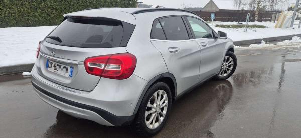 Pelēks Mercedes-Benz GLA 200 2014 Tauragė, ar dzinēja tilpumu 2.00 L un nobraukumu 284 tūkst. km par 9990 €, foto 11 vietnē AUTOMOTO.COM.LV