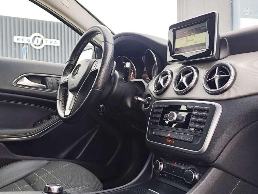 Pelēks Mercedes-Benz GLA 200 2014 Šauļi, ar dzinēja tilpumu 2.10 L un nobraukumu 158 tūkst. km par 11900 €, foto 14 vietnē AUTOMOTO.COM.LV