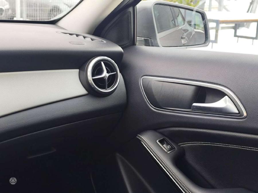 Pelēks Mercedes-Benz GLA 200 2014 Šauļi, ar dzinēja tilpumu 2.10 L un nobraukumu 158 tūkst. km par 11900 €, foto 18 vietnē AUTOMOTO.COM.LV