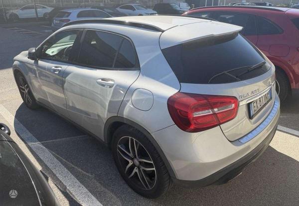 Grey Mercedes-Benz GLA 200 2014 in Vilnius, with an engine capacity of 2.14 L and mileage of 246 thousand km for 9700 €, photo 3 on AUTOMOTO.COM.LV