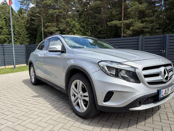 Pelēks Mercedes-Benz GLA 200 2014 Šilalė, ar dzinēja tilpumu 2.14 L un nobraukumu 254 tūkst. km par 8500 €, foto 3 vietnē AUTOMOTO.COM.LV