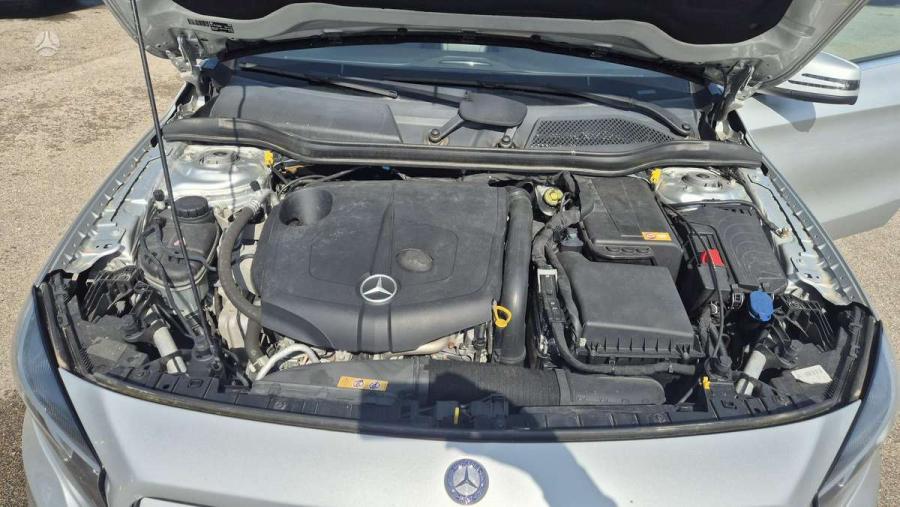 Pelēks Mercedes-Benz GLA 200 2014 Tauragė, ar dzinēja tilpumu 2.14 L un nobraukumu 271 tūkst. km par 8400 €, foto 14 vietnē AUTOMOTO.COM.LV