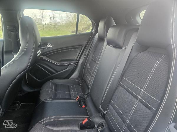 Grey Mercedes-Benz GLA 200 2016 in Panevezys, with an engine capacity of 2.10 L and mileage of 301 thousand km for 8500 €, photo 9 on AUTOMOTO.COM.LV