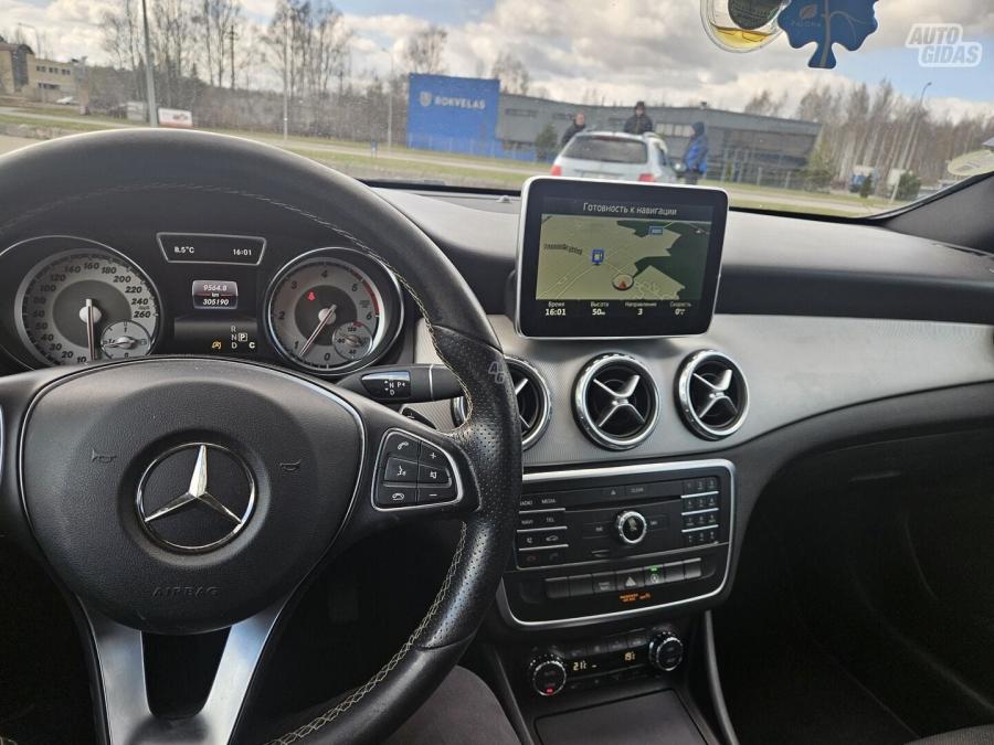 Pelēks Mercedes-Benz GLA 200 2016 Panevēža, ar dzinēja tilpumu 2.10 L un nobraukumu 301 tūkst. km par 8500 €, foto 23 vietnē AUTOMOTO.COM.LV