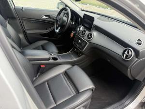 Grey Mercedes-Benz GLA 200 2016 in Siauliai, with an engine capacity of 2.14 L and mileage of 270 thousand km for 9900 €, photo 10 on AUTOMOTO.COM.LV