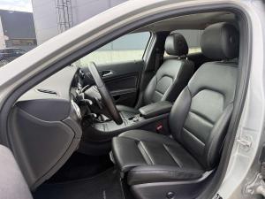 Grey Mercedes-Benz GLA 200 2016 in Siauliai, with an engine capacity of 2.14 L and mileage of 270 thousand km for 9900 €, photo 15 on AUTOMOTO.COM.LV