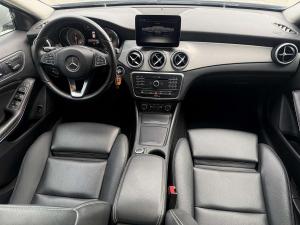 Grey Mercedes-Benz GLA 200 2016 in Siauliai, with an engine capacity of 2.14 L and mileage of 270 thousand km for 9900 €, photo 16 on AUTOMOTO.COM.LV