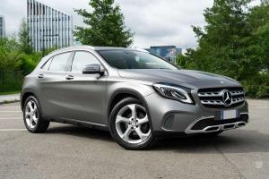 Grey Mercedes-Benz GLA 200 2017 in Vilnius, with an engine capacity of 2.14 L and mileage of 124 thousand km for 16900 €, photo  on AUTOMOTO.COM.LV