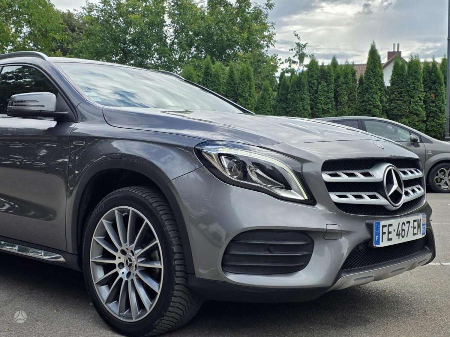 Pelēks Mercedes-Benz GLA 200 2019 Tauragė, ar dzinēja tilpumu 2.14 L un nobraukumu 128 tūkst. km par 16500 €, foto 9 vietnē AUTOMOTO.COM.LV