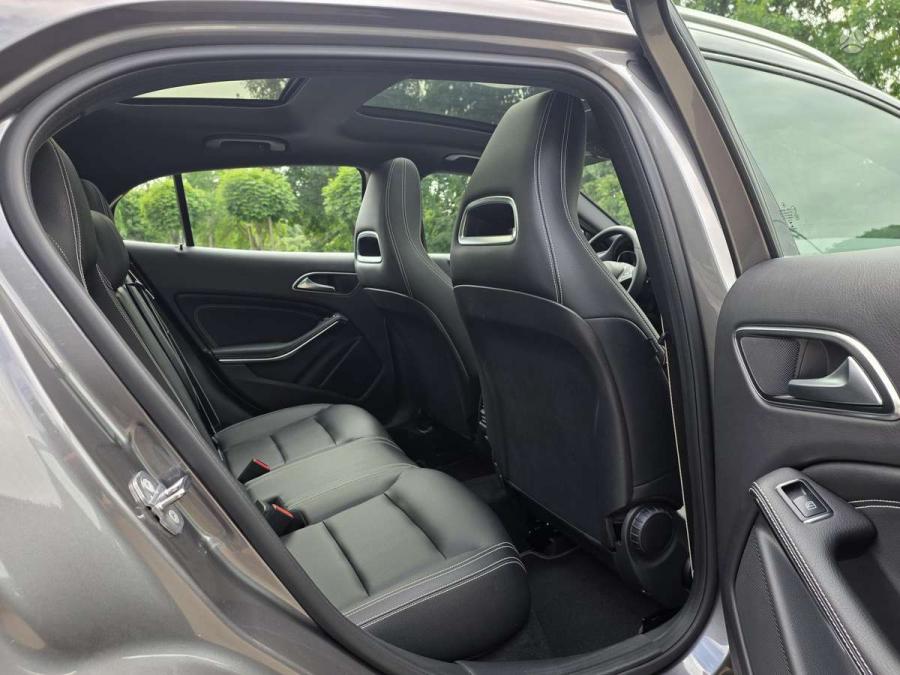 Pelēks Mercedes-Benz GLA 200 2019 Tauragė, ar dzinēja tilpumu 2.14 L un nobraukumu 128 tūkst. km par 16500 €, foto 19 vietnē AUTOMOTO.COM.LV