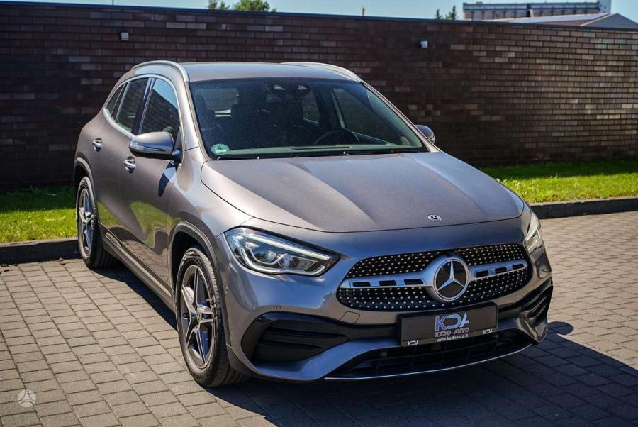 Pelēks Mercedes-Benz GLA 200 2020 Marijampole, ar dzinēja tilpumu 1.33 L un nobraukumu 118 tūkst. km par 20950 €, foto 3 vietnē AUTOMOTO.COM.LV
