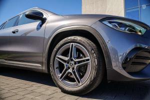 Pelēks Mercedes-Benz GLA 200 2020 Marijampole, ar dzinēja tilpumu 1.33 L un nobraukumu 118 tūkst. km par 20950 €, foto 7 vietnē AUTOMOTO.COM.LV