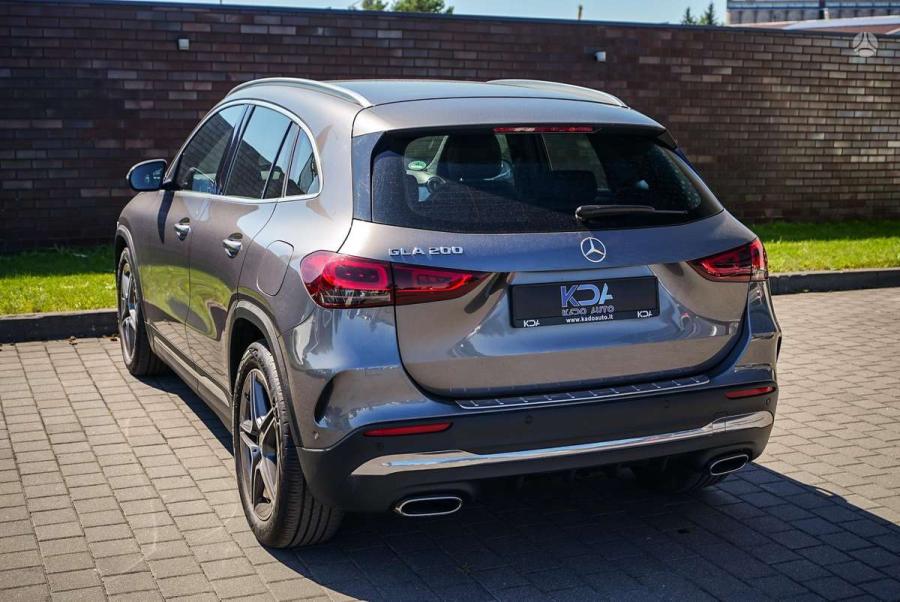 Pelēks Mercedes-Benz GLA 200 2020 Marijampole, ar dzinēja tilpumu 1.33 L un nobraukumu 118 tūkst. km par 20950 €, foto 10 vietnē AUTOMOTO.COM.LV