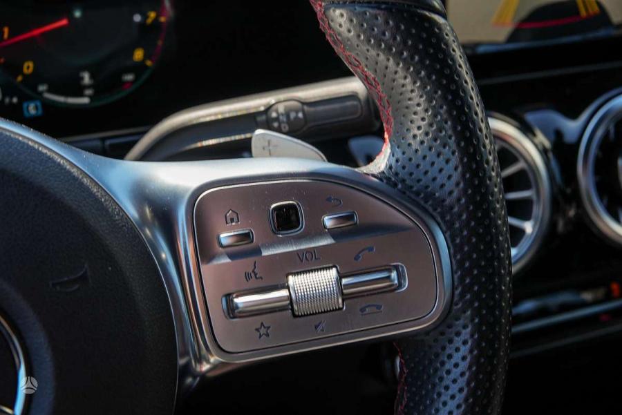 Pelēks Mercedes-Benz GLA 200 2020 Marijampole, ar dzinēja tilpumu 1.33 L un nobraukumu 118 tūkst. km par 20950 €, foto 27 vietnē AUTOMOTO.COM.LV