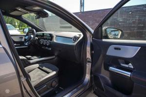 Pelēks Mercedes-Benz GLA 200 2020 Marijampole, ar dzinēja tilpumu 1.33 L un nobraukumu 118 tūkst. km par 20950 €, foto 41 vietnē AUTOMOTO.COM.LV