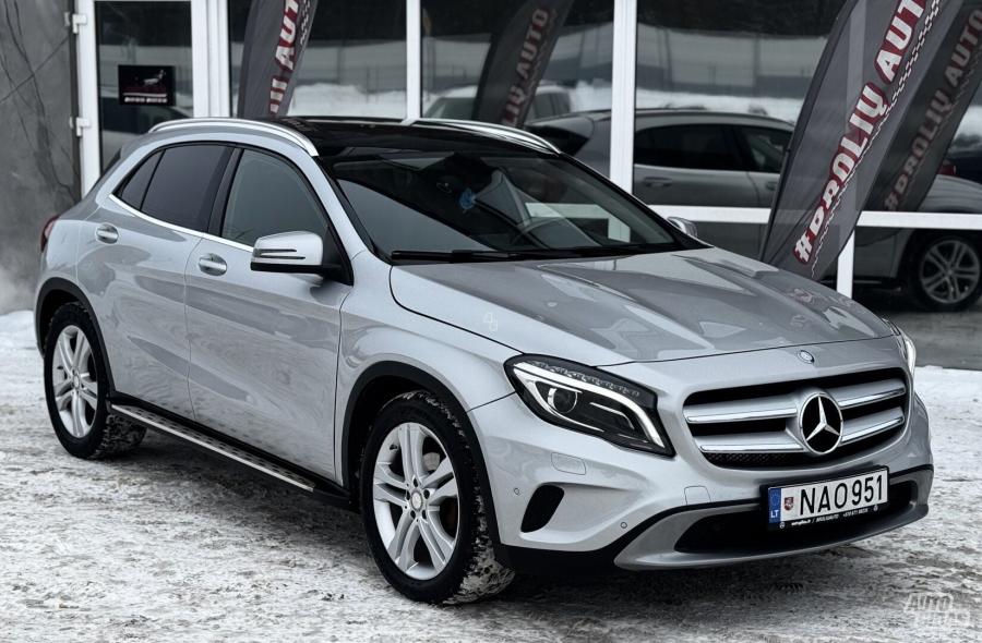Grey Mercedes-Benz GLA 200 2014 in Radviliskis, with an engine capacity of 2.20 L and mileage of 211 thousand km for 9950 €, photo 4 on AUTOMOTO.COM.LV