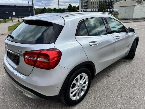Серый Мерседес ГЛA 200 2014 в Пренай, объемом двигателя 2.10 л и пробегом 320 тыс. км за 7850 €, фото 2 на AUTOMOTO.COM.LV