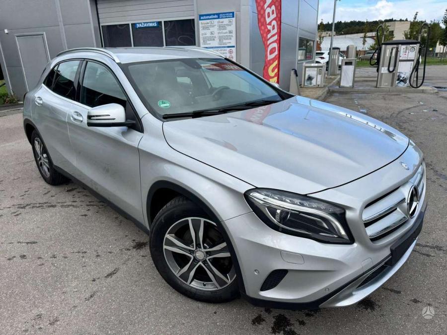 Pelēks Mercedes-Benz GLA 200 2014 Prienai, ar dzinēja tilpumu 2.14 L un nobraukumu 320 tūkst. km par 7950 €, foto 1 vietnē AUTOMOTO.COM.LV