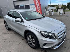 Pelēks Mercedes-Benz GLA 200 2014 Prienai, ar dzinēja tilpumu 2.14 L un nobraukumu 320 tūkst. km par 7950 €, foto 5 vietnē AUTOMOTO.COM.LV