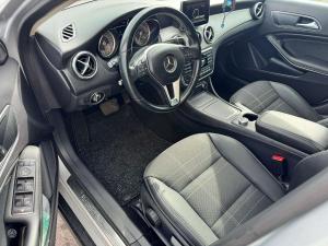 Pelēks Mercedes-Benz GLA 200 2014 Prienai, ar dzinēja tilpumu 2.14 L un nobraukumu 320 tūkst. km par 7950 €, foto 11 vietnē AUTOMOTO.COM.LV