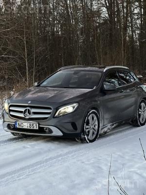 Grey Mercedes-Benz GLA 200 2015 in Daugavpils, with an engine capacity of 2.10 L and mileage of 230 thousand km for 15500 €, photo 8 on AUTOMOTO.COM.LV