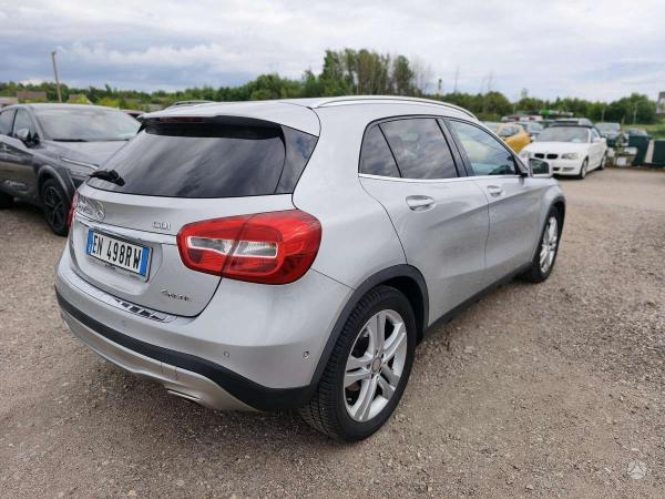 Pelēks Mercedes-Benz GLA 200 2015 Utena, ar dzinēja tilpumu 2.20 L un nobraukumu 282 tūkst. km par 7700 €, foto 4 vietnē AUTOMOTO.COM.LV