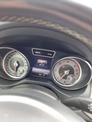 Grey Mercedes-Benz GLA 200 2015 in Utena, with an engine capacity of 2.20 L and mileage of 282 thousand km for 7700 €, photo 9 on AUTOMOTO.COM.LV