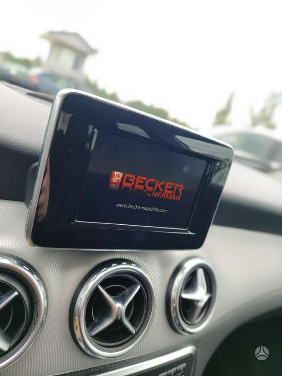 Grey Mercedes-Benz GLA 200 2015 in Utena, with an engine capacity of 2.20 L and mileage of 282 thousand km for 7700 €, photo 10 on AUTOMOTO.COM.LV