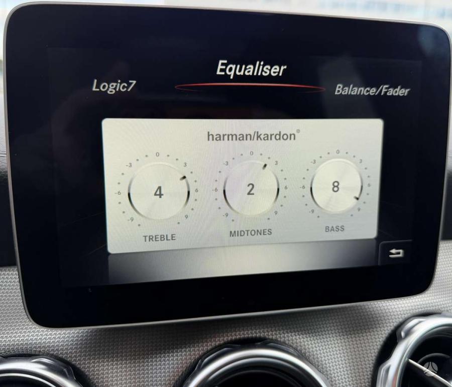 Pelēks Mercedes-Benz GLA 200 2018 Kauņa, ar dzinēja tilpumu 1.60 L un nobraukumu 249 tūkst. km par 12899 €, foto 27 vietnē AUTOMOTO.COM.LV