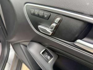Pelēks Mercedes-Benz GLA 200 2018 Kauņa, ar dzinēja tilpumu 1.60 L un nobraukumu 249 tūkst. km par 12899 €, foto 32 vietnē AUTOMOTO.COM.LV