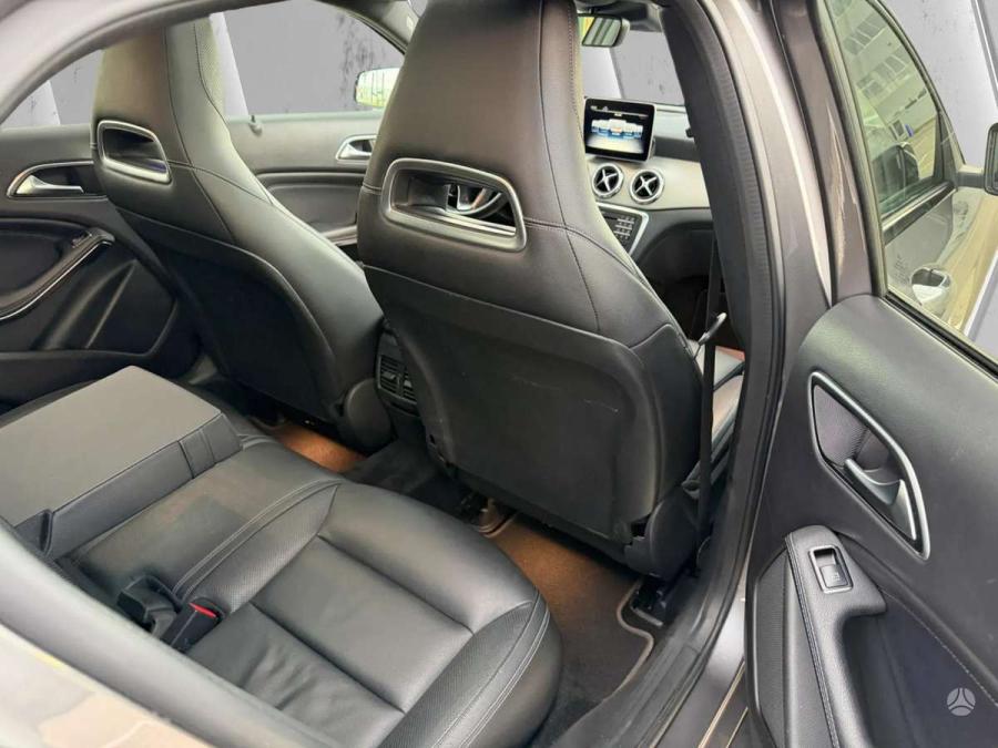 Pelēks Mercedes-Benz GLA 200 2018 Kauņa, ar dzinēja tilpumu 1.60 L un nobraukumu 249 tūkst. km par 12899 €, foto 35 vietnē AUTOMOTO.COM.LV