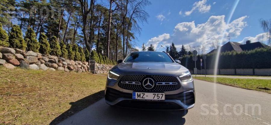 Pelēks Mercedes-Benz GLA 200 2021 Rīga, ar dzinēja tilpumu 1.40 L un nobraukumu 61 tūkst. km par 34000 €, foto 3 vietnē AUTOMOTO.COM.LV