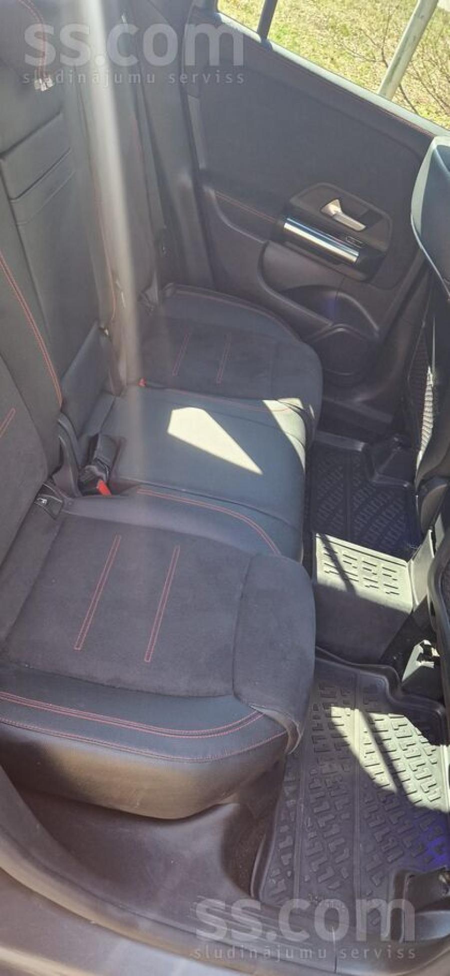 Pelēks Mercedes-Benz GLA 200 2021 Rīga, ar dzinēja tilpumu 1.40 L un nobraukumu 61 tūkst. km par 33000 €, foto 10 vietnē AUTOMOTO.COM.LV