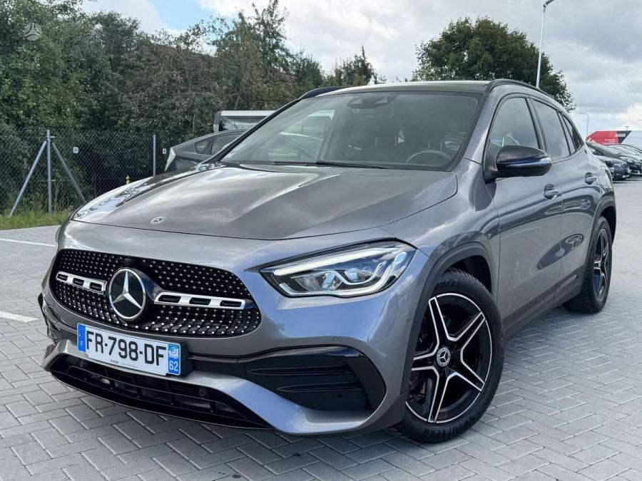 Grey Mercedes-Benz GLA 200 2020 in Taurage, with an engine capacity of 1.33 L and mileage of 190 thousand km for 19900 €, photo 1 on AUTOMOTO.COM.LV
