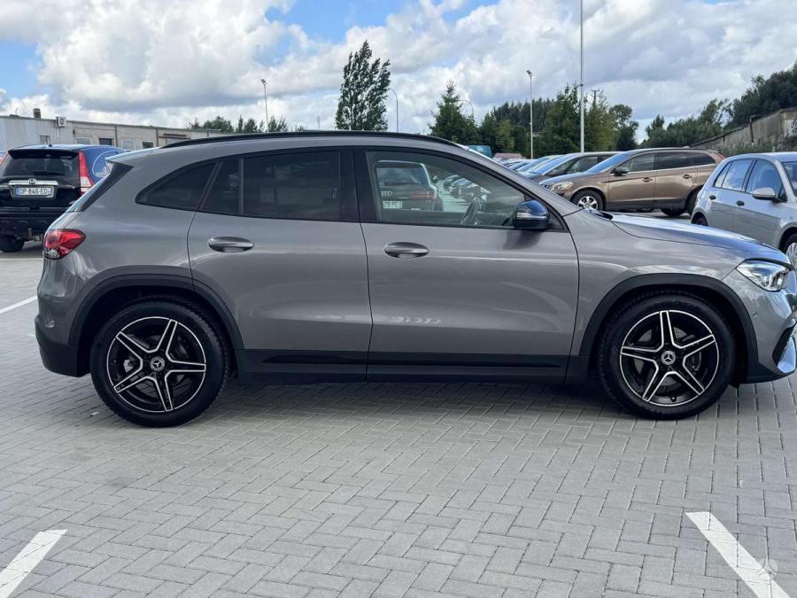 Grey Mercedes-Benz GLA 200 2020 in Taurage, with an engine capacity of 1.33 L and mileage of 190 thousand km for 19900 €, photo 5 on AUTOMOTO.COM.LV