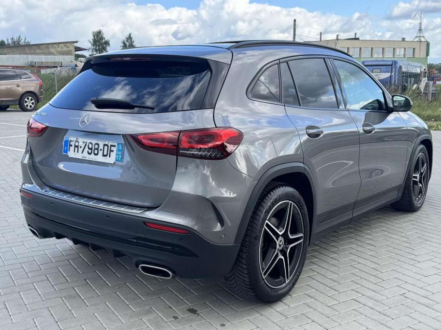 Grey Mercedes-Benz GLA 200 2020 in Taurage, with an engine capacity of 1.33 L and mileage of 190 thousand km for 19900 €, photo 6 on AUTOMOTO.COM.LV
