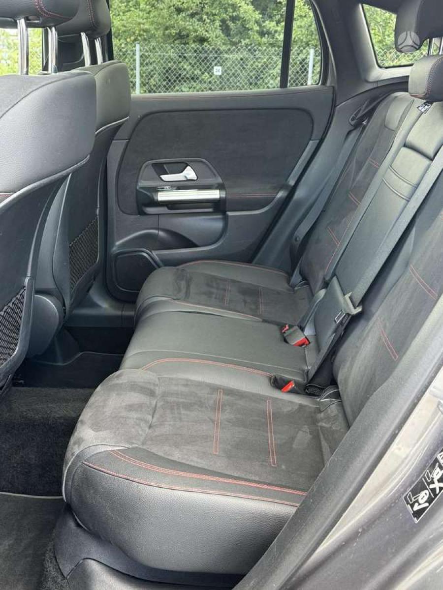Grey Mercedes-Benz GLA 200 2020 in Taurage, with an engine capacity of 1.33 L and mileage of 190 thousand km for 19900 €, photo 13 on AUTOMOTO.COM.LV