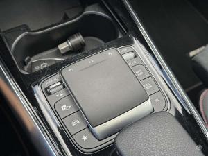 Grey Mercedes-Benz GLA 200 2020 in Taurage, with an engine capacity of 1.33 L and mileage of 190 thousand km for 19900 €, photo 20 on AUTOMOTO.COM.LV