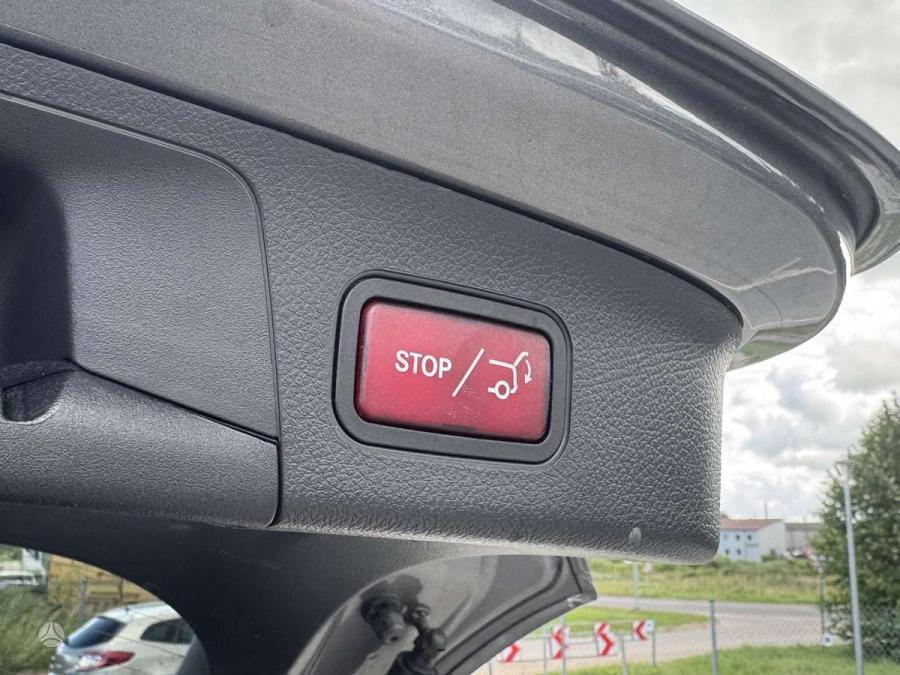 Grey Mercedes-Benz GLA 200 2020 in Taurage, with an engine capacity of 1.33 L and mileage of 190 thousand km for 19900 €, photo 24 on AUTOMOTO.COM.LV