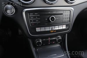 Красный Мерседес ГЛA 200 2020 в Рига, объемом двигателя 1.60 л и пробегом 87 тыс. км за 19990 €, фото 15 на AUTOMOTO.COM.LV