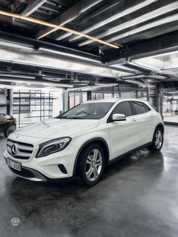 Balts Mercedes-Benz GLA 200 2015 Kauņa, ar dzinēja tilpumu 2.14 L un nobraukumu 190 tūkst. km par 12000 €, foto 1 vietnē AUTOMOTO.COM.LV